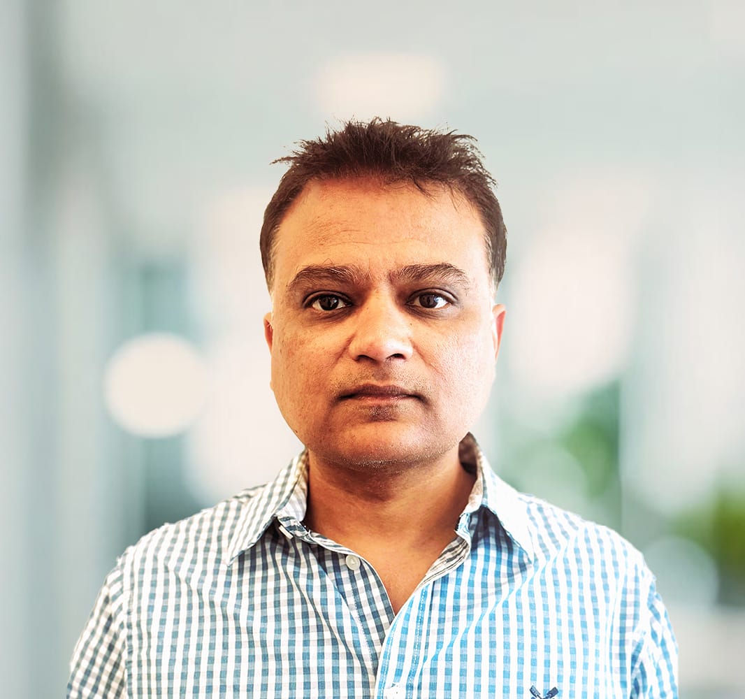 Dhruv Salotra l Project Manager l Ocorian UK